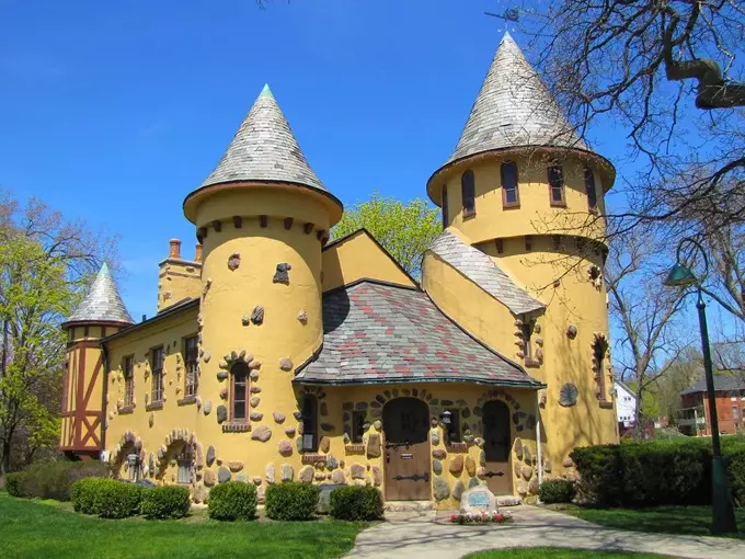 curwood castle 1
