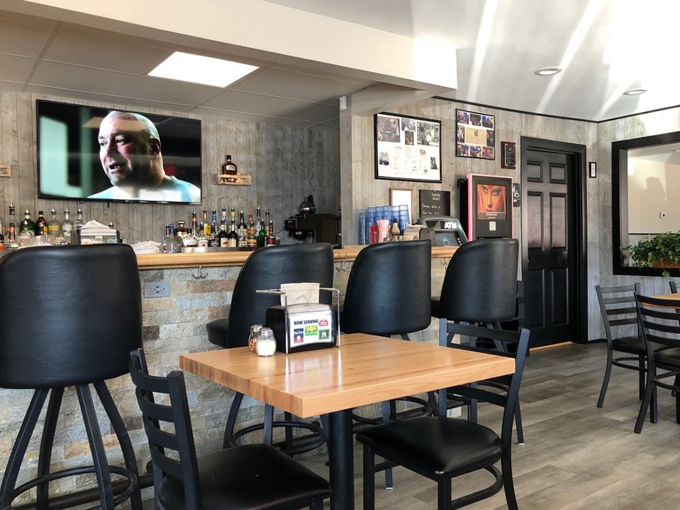 DiMaggio’s Pizza and Burgers 3