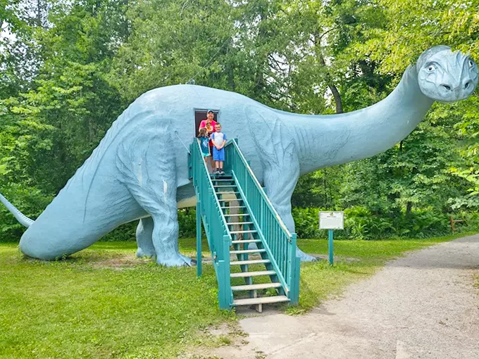 Dinosaur Gardens 1
