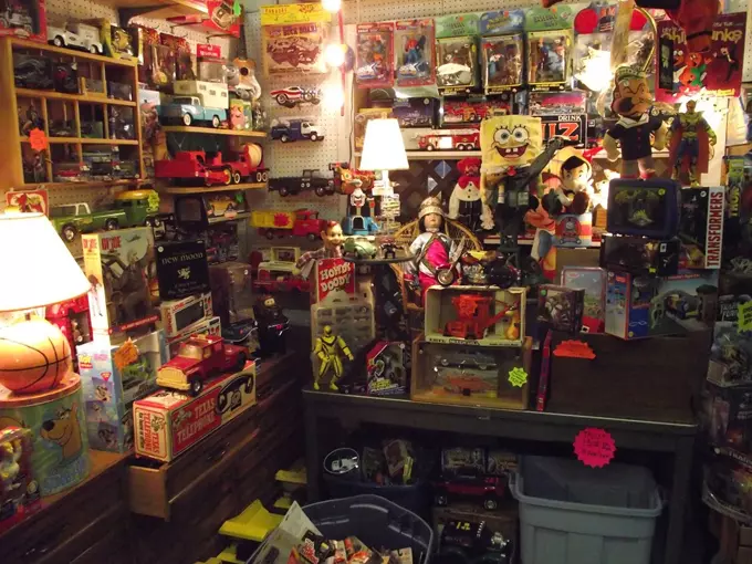Dixieland Flea Market 9
