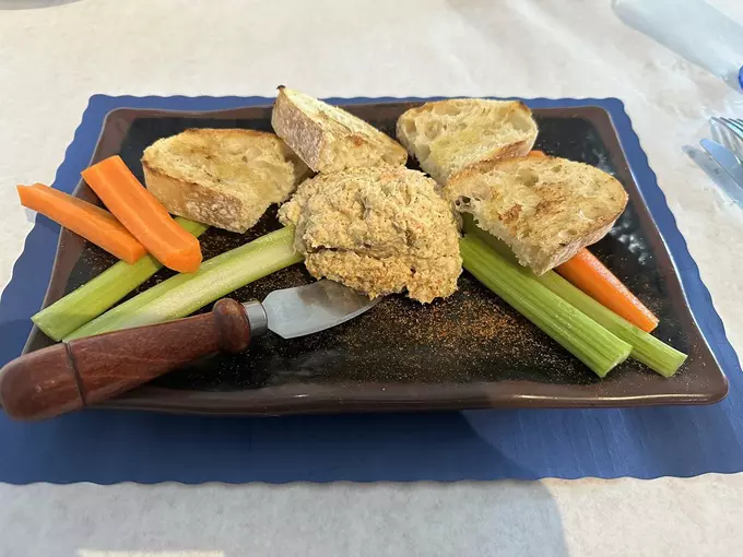 Fresh Catch Fish Market & Grill 4