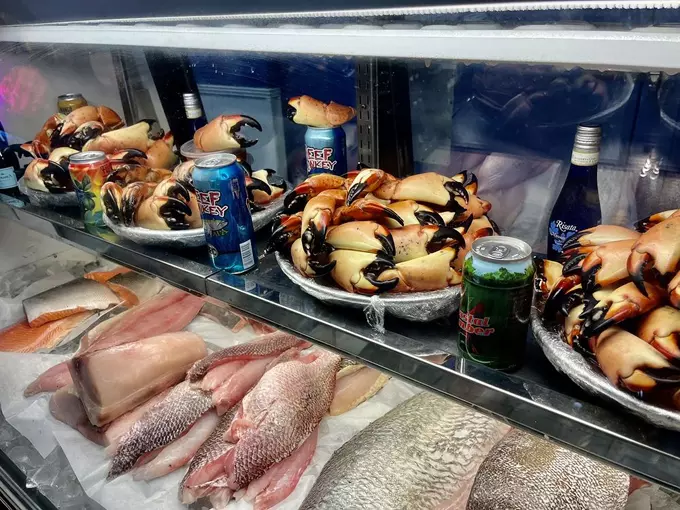 Fresh Catch Fish Market & Grill 5