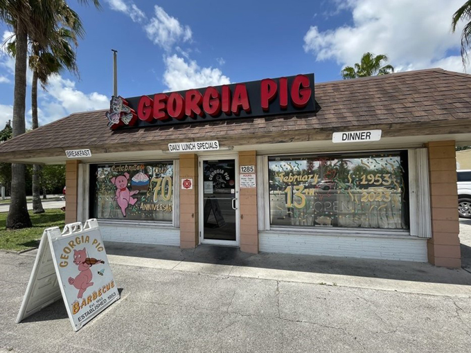 Georgia Pig BBQ & Restaurant 2