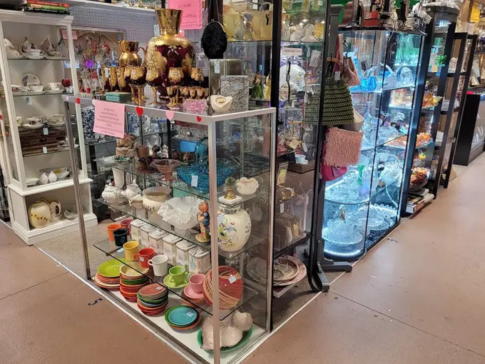 Hillsboro Antique Mall 7