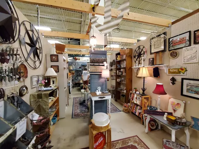 Lakeland Antique Mall 3