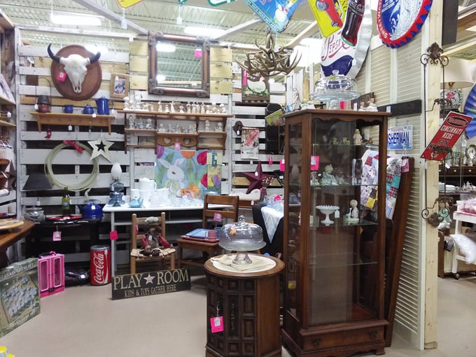 Lakeland Antique Mall 7