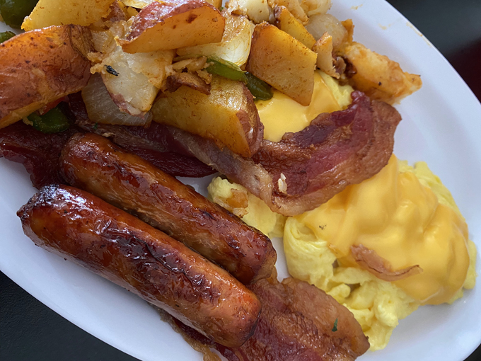 lighthouse diner 8
