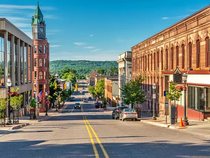 Marquette 1