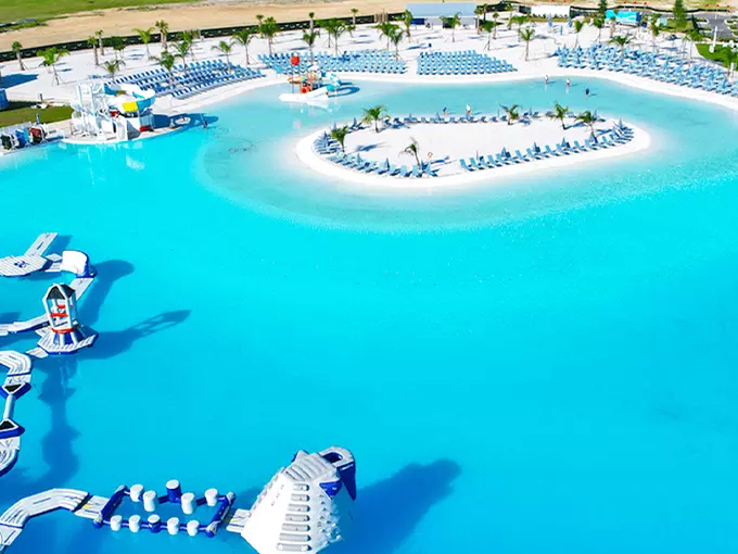 Mirada Lagoon 1
