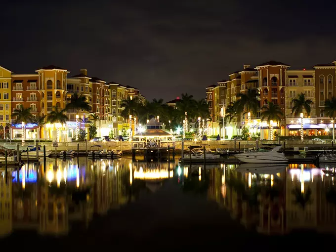 naples 9
