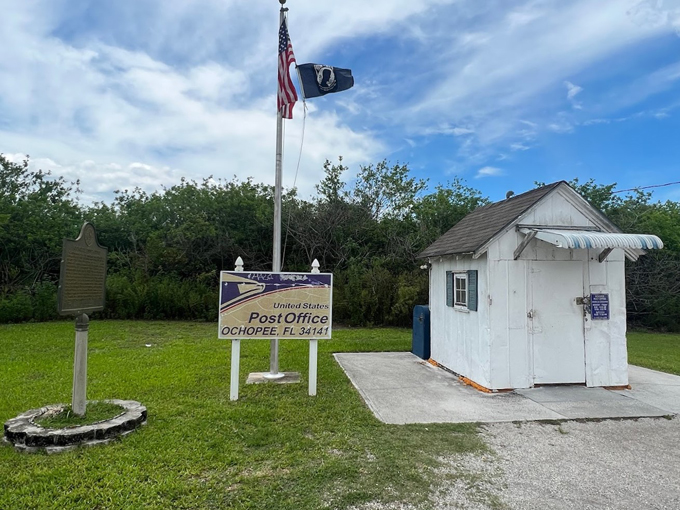 Ochopee Post Office 2