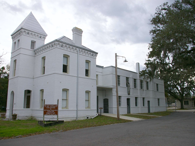 old county jail 2