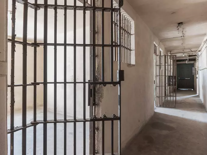 old county jail 3