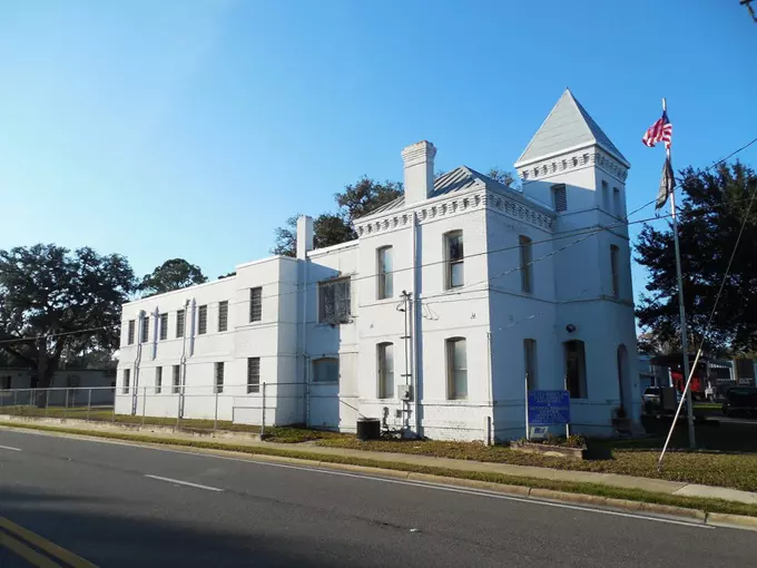 old county jail 9