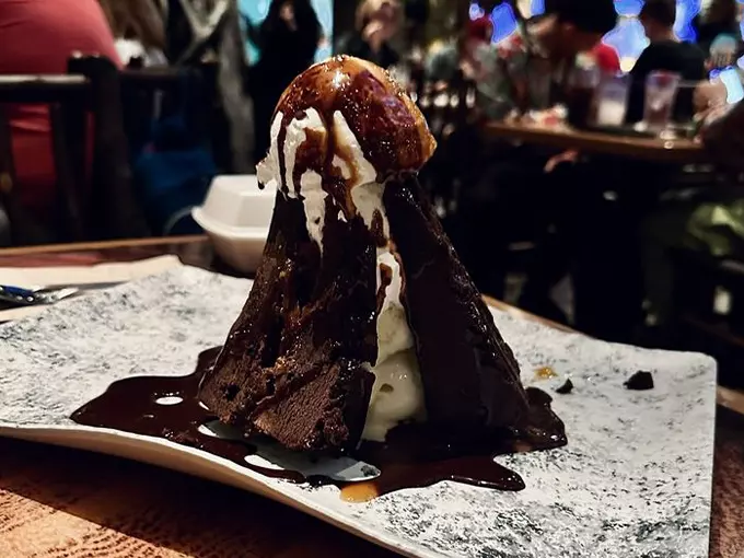 rainforest cafe 6