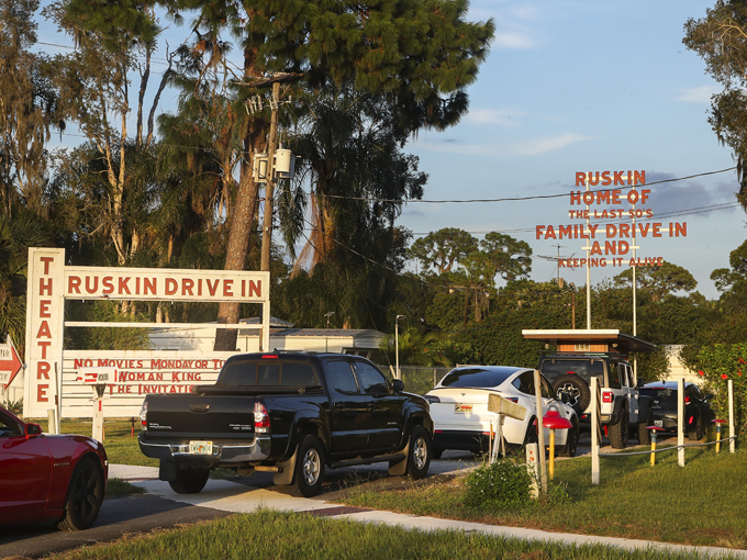 Ruskin Family Drive-In Theatre 3