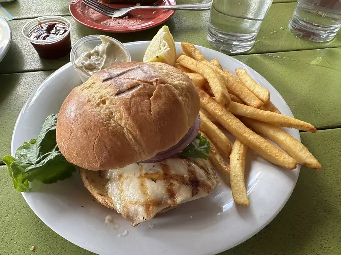 Sharky's On the Pier 4
