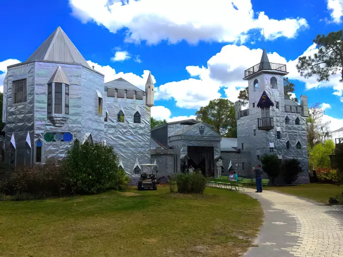 Solomon's Castle 1