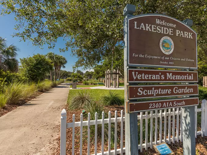 st. augustine beach sculpture garden 2