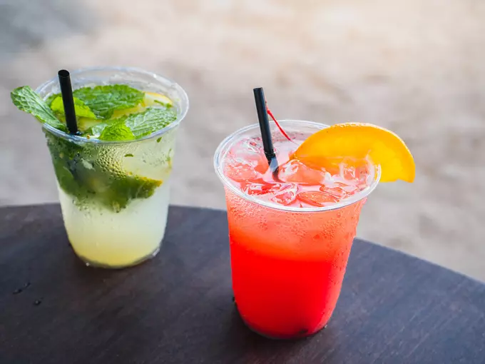 The Square Grouper Tiki Bar 4