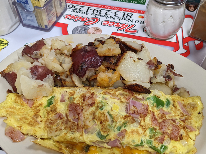 Three Coins Diner 5
