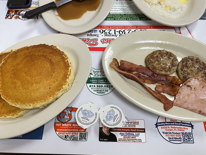 Three Coins Diner 7