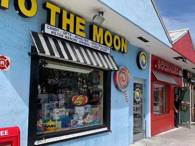 To The Moon Marketplace 1