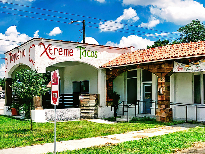  Xtreme Tacos Restaurant 1