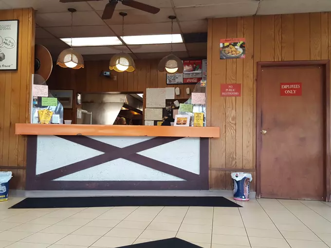 Zukin's Rib Shack 2