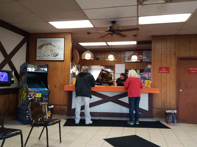 Zukin's Rib Shack 9