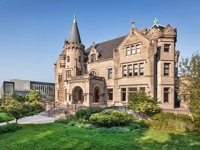 American Swedish Institute 1