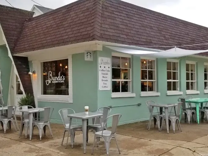 Bunde's Bakery Cafe 1