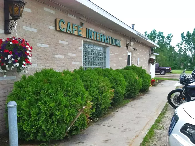 Cafe International 1