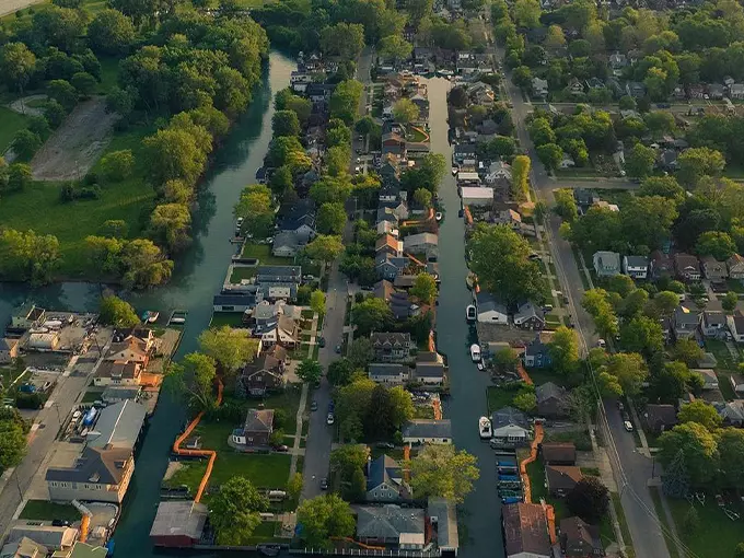 Detroit Canal District 1