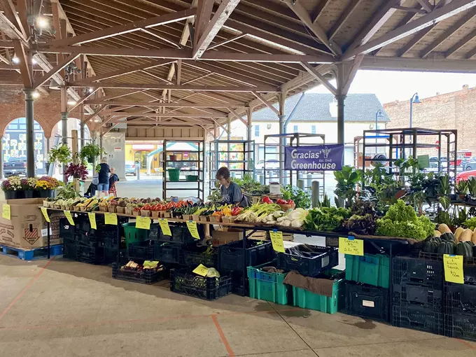 Eastern Market 5
