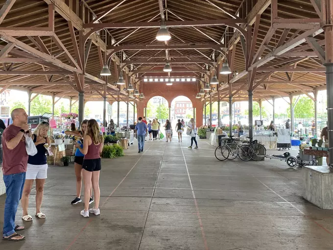 Eastern Market 9