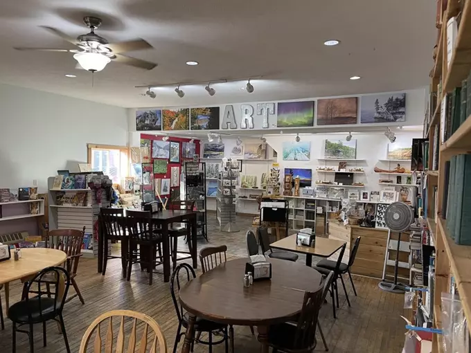 Falling Rock Cafe & Bookstore 9
