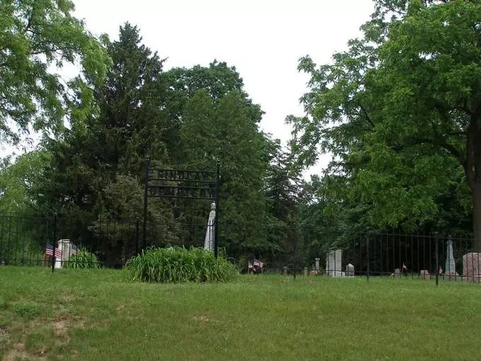 Findlay Cemetery 7