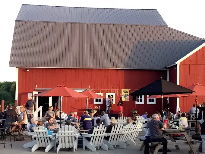 Fox Barn Winery 1