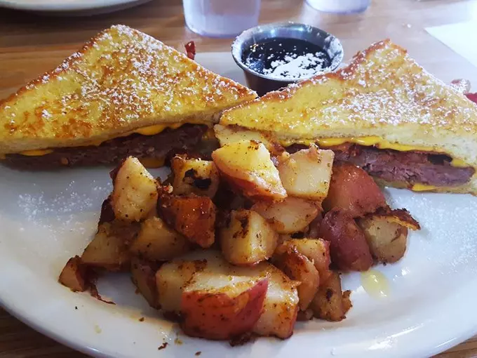 Golden Harvest Restaurant 9