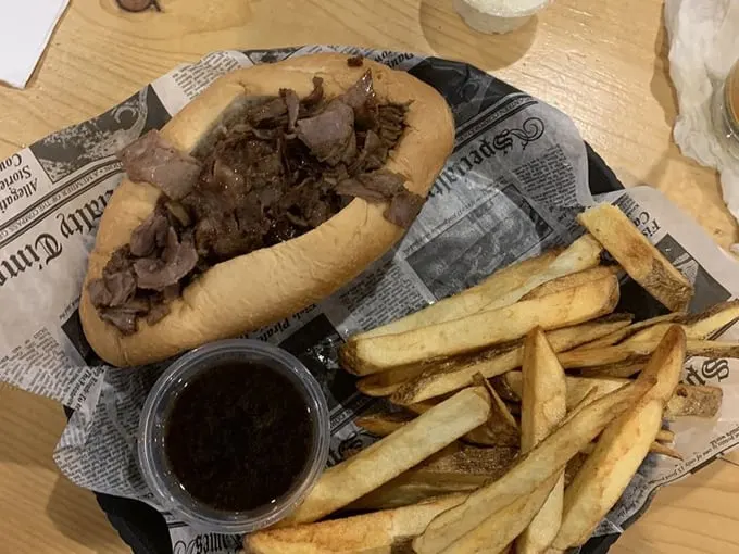 Gronks Grill & Bar 7