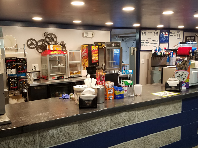 Hi Way Drive Inn 3