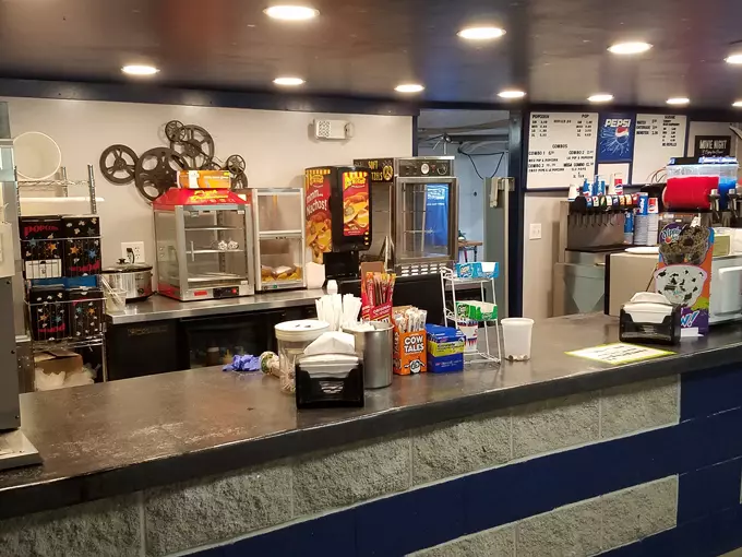Hi Way Drive Inn 3