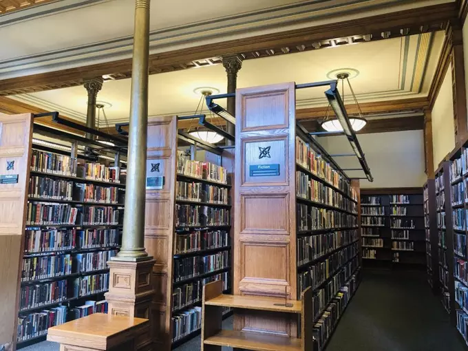 Hoyt Public Library 5