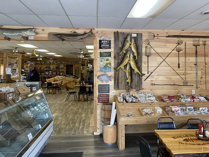 kings fish market and restaurant 2