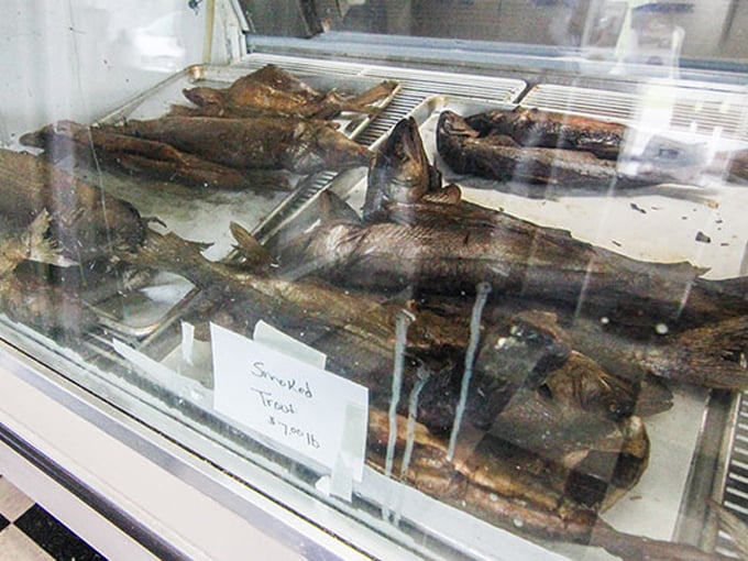 kings fish market and restaurant 3