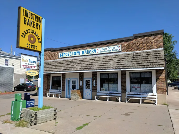 Lindström Bakery 1