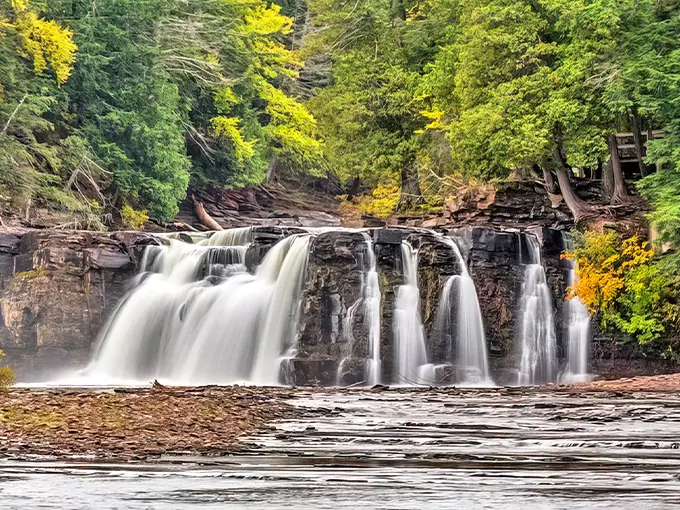 Manabezho Falls 1