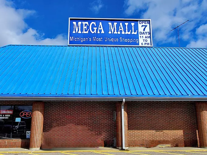Mega Mall 1
