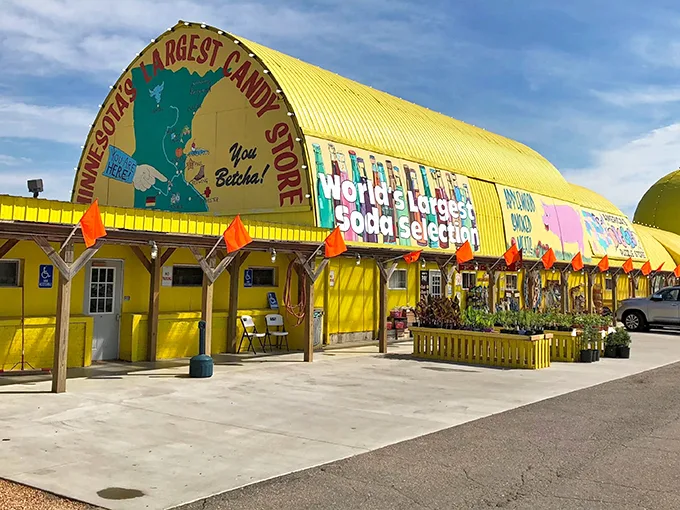 Minnesota's Largest Candy Store 1